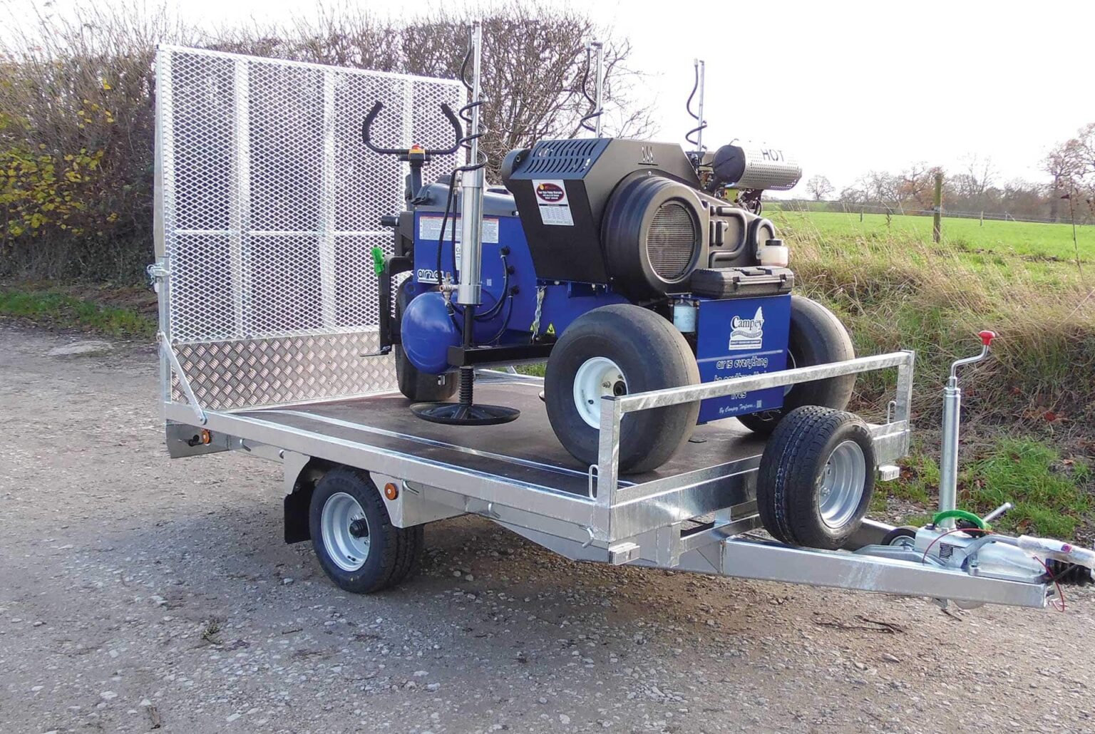 Easy-Load Trailer - Links Turf Equipment